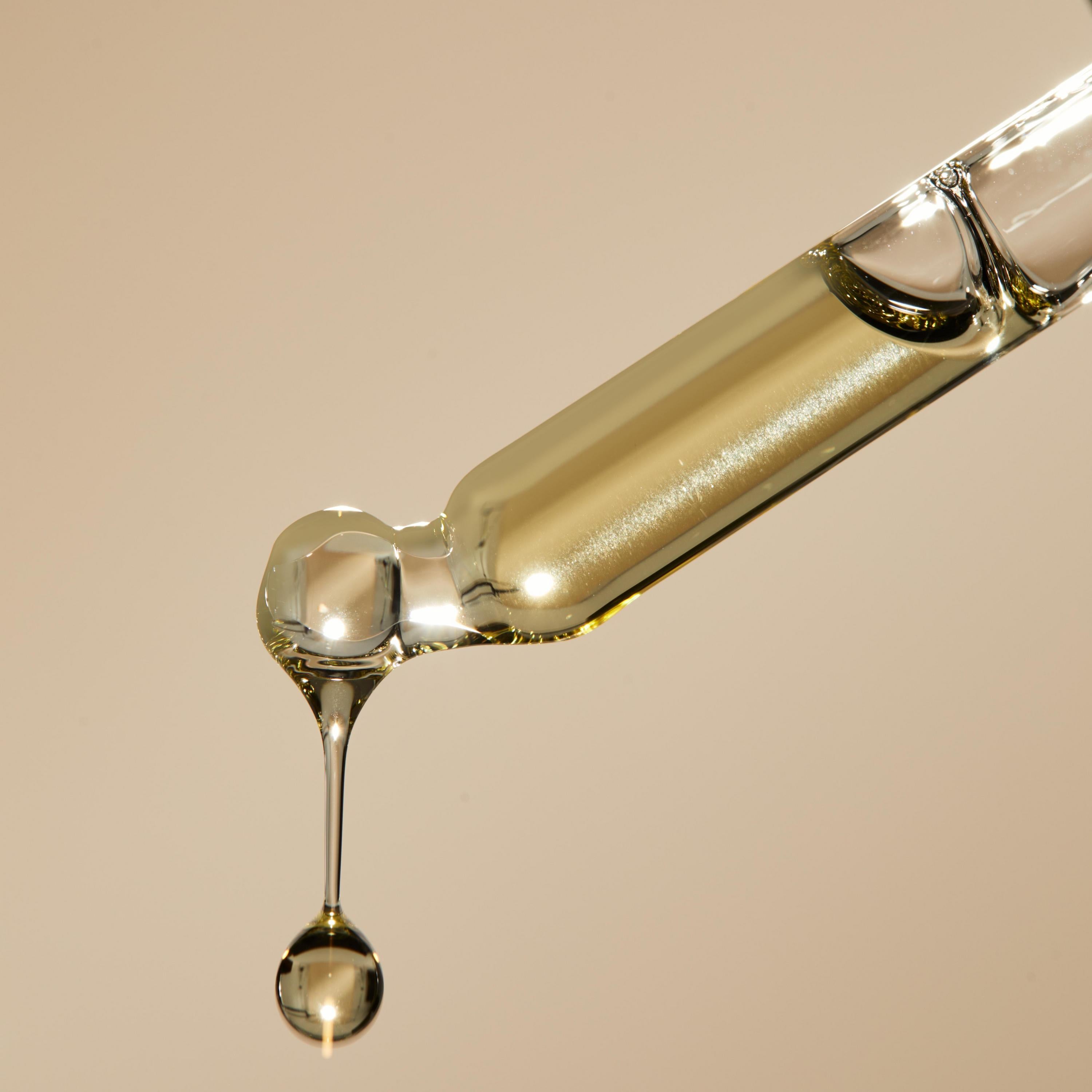 Best Face Oils for Skin Hydration | Aromatherapy Associates